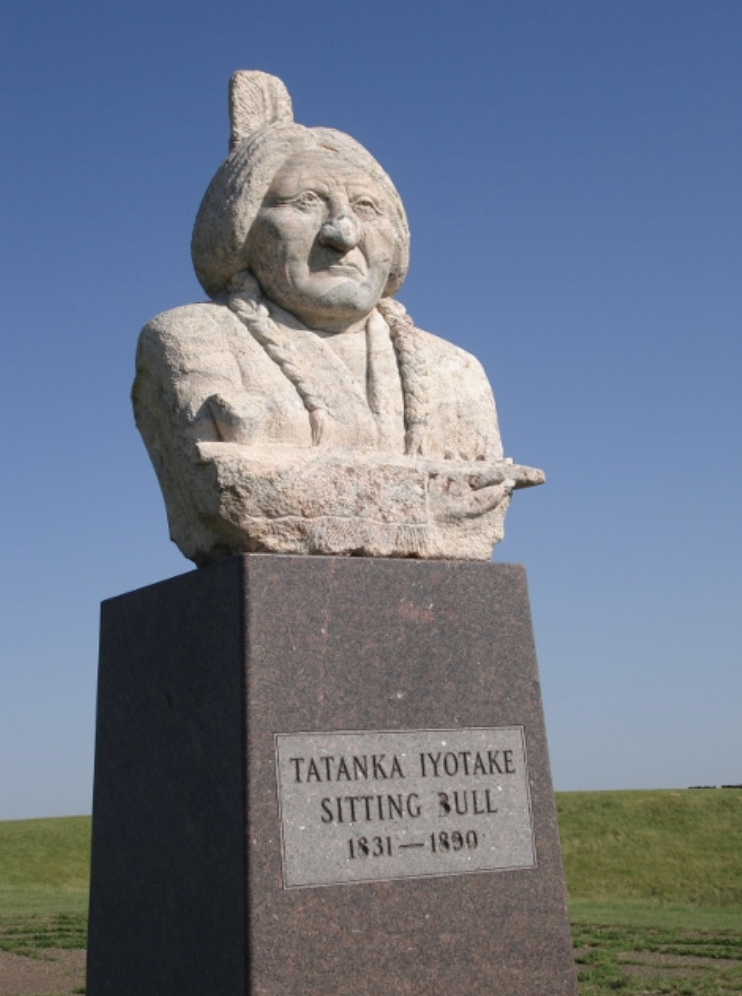 3 American Indian Monuments and the Leaders They Represent - World ...